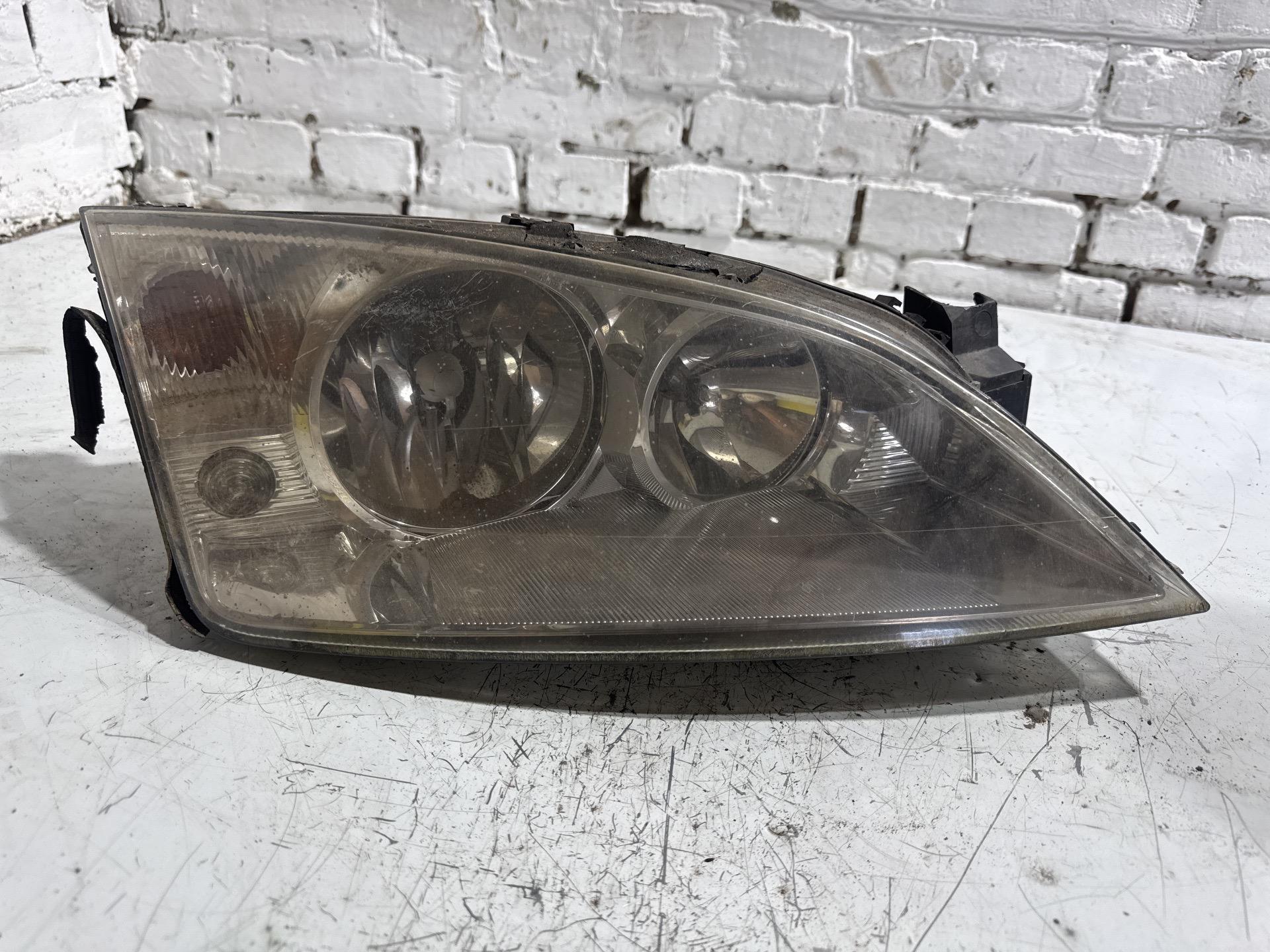 Фара правая Ford Mondeo 3 (2000 - 2003) 1S7113005AG