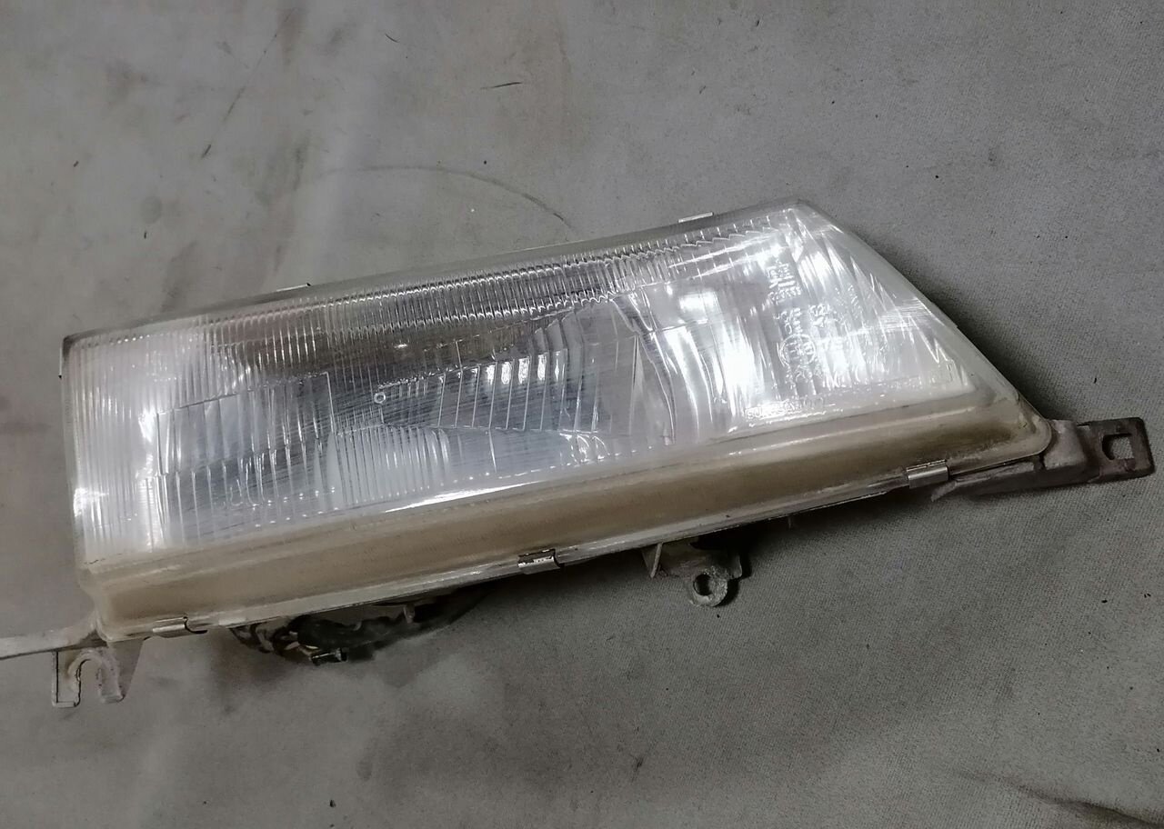 Фара правая дефект крепления Daewoo Nexia 1995-16