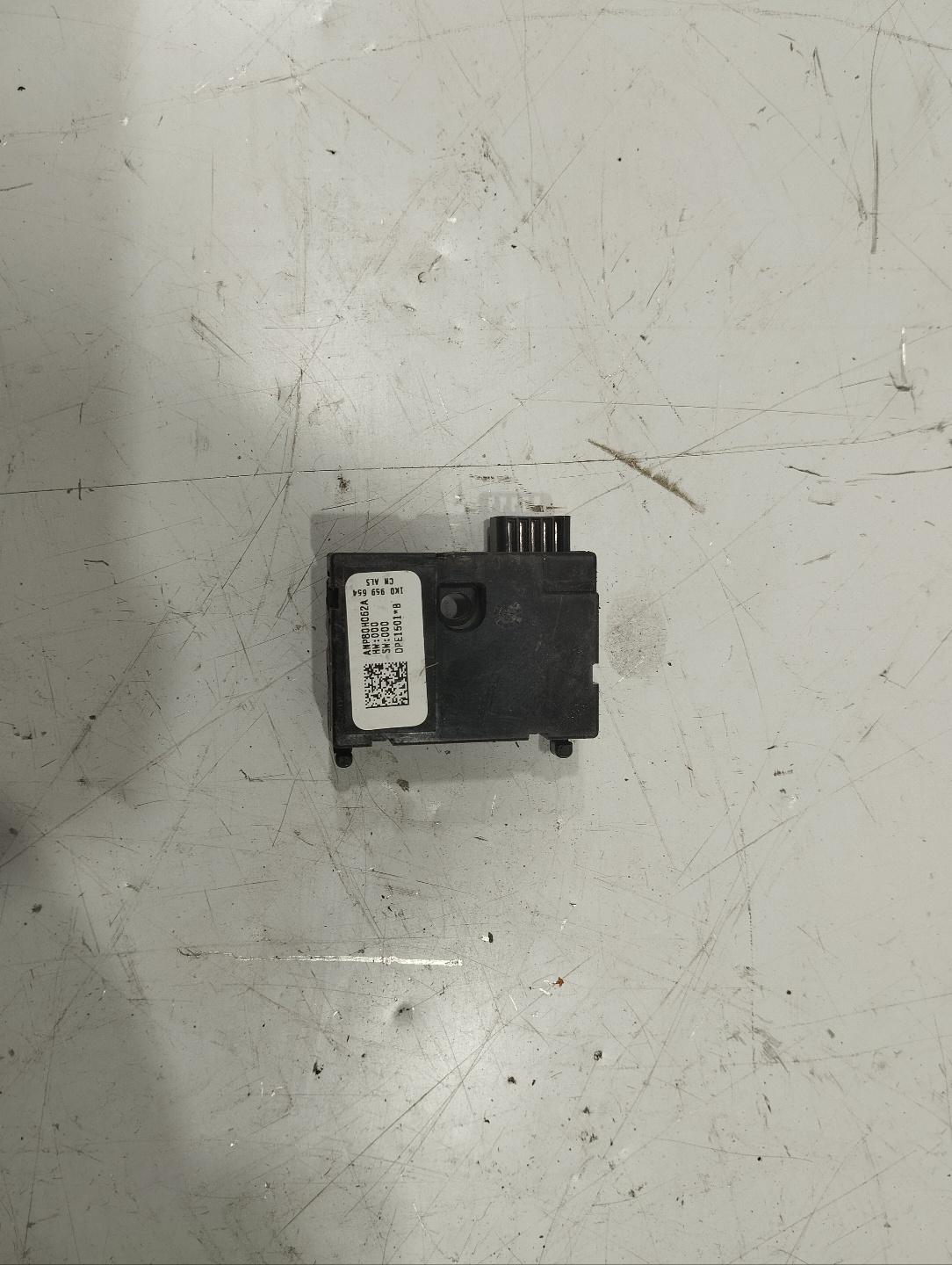Датчик угла поворота руля Volkswagen Golf 5 (2003 - 2009) 1K0959654