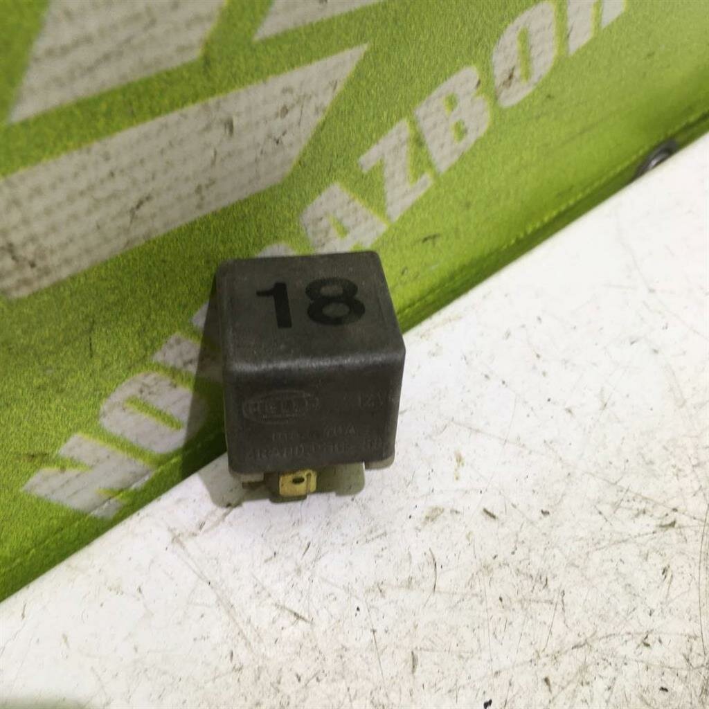 Реле VW Passat B3 1988-1993