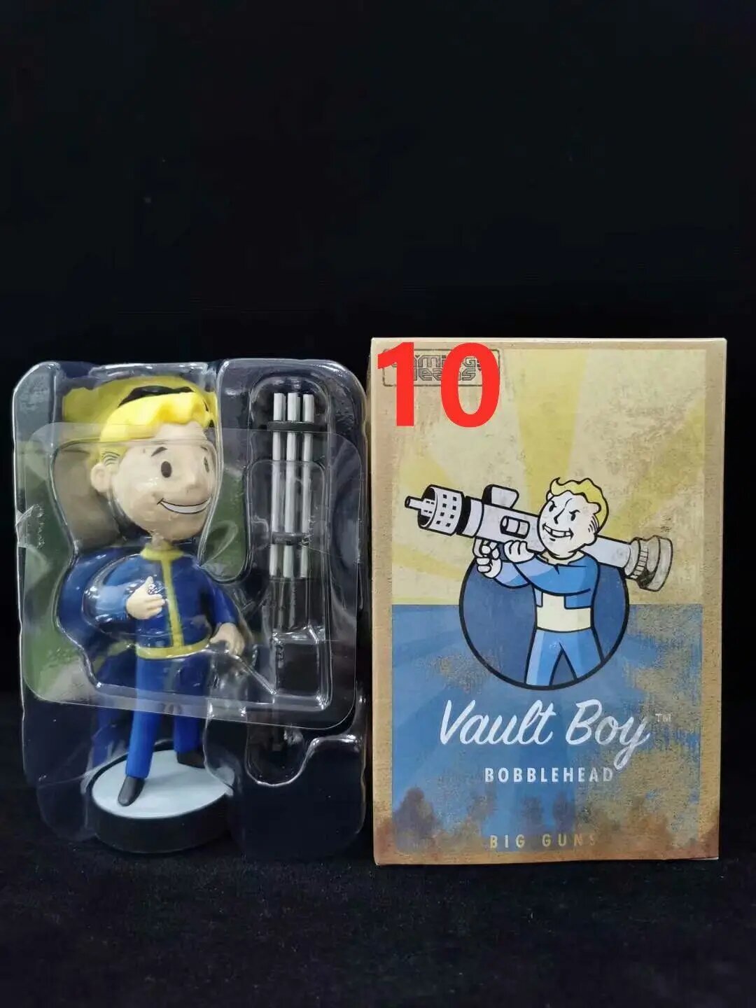 Коллекционная фигурка коллекционная Fallout 4 Vault Boy Generation 7, Синий