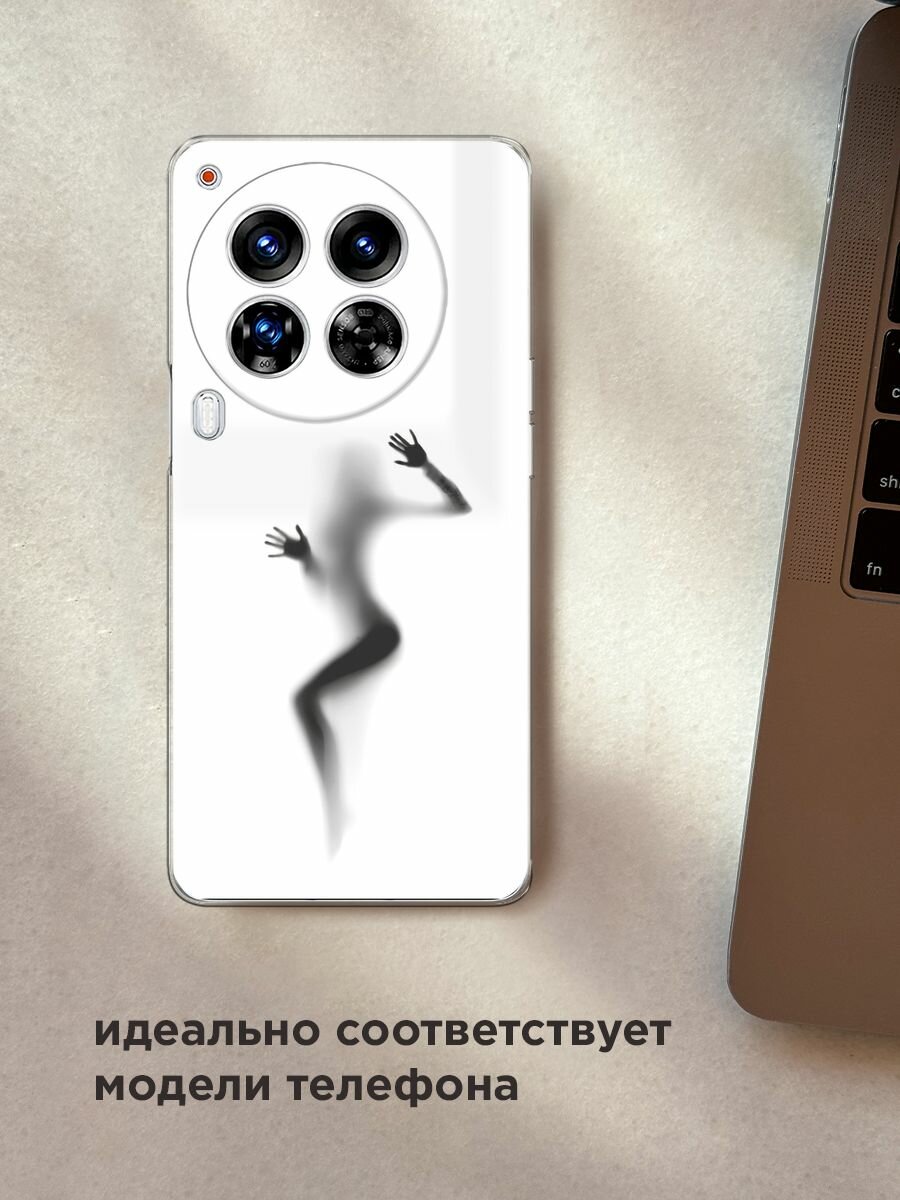 Чехол на Tecno Camon 30 Premier / Текно Камон 30 Премьер с принтом "Девушка в душе" — фото 1