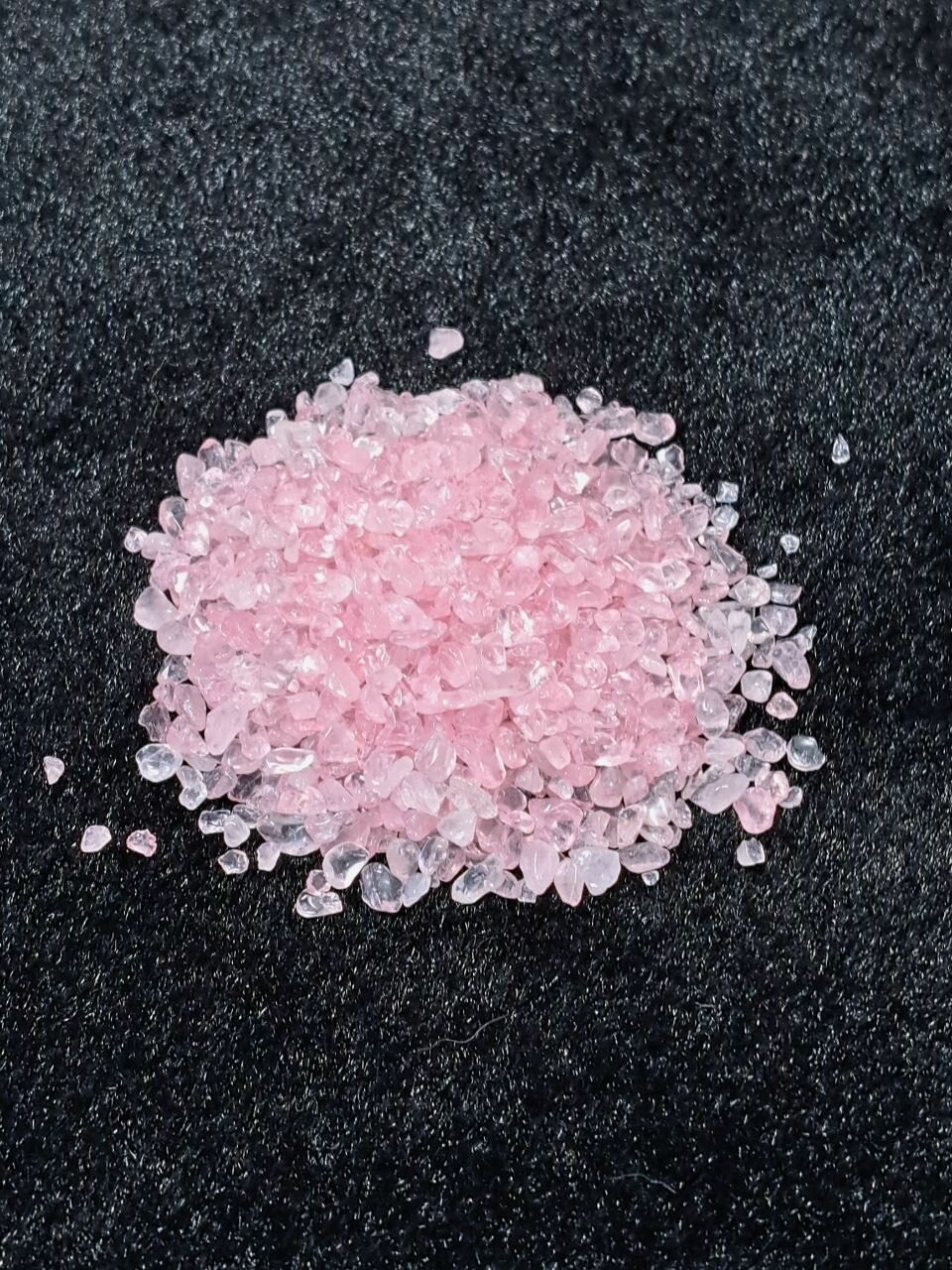 Декоративные камни розовый кварц, натуральный камень, талисман, оберег, декор для дома, 3-5 мм