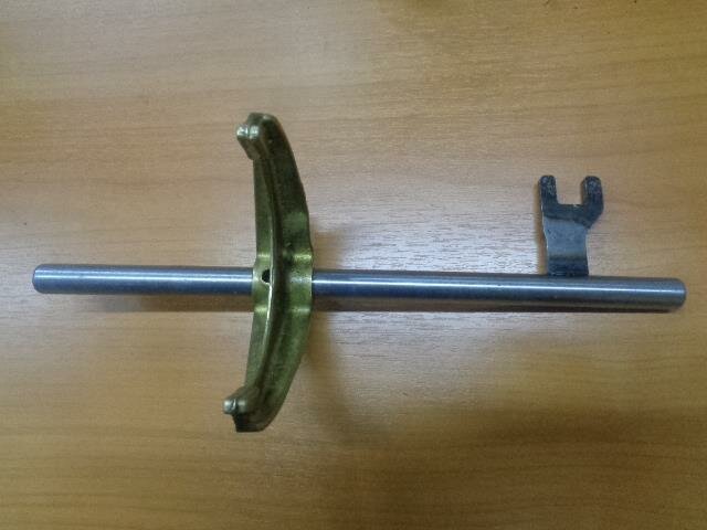 Вилка переключения 3-4 передачи от Peugeot 207 2006-2012