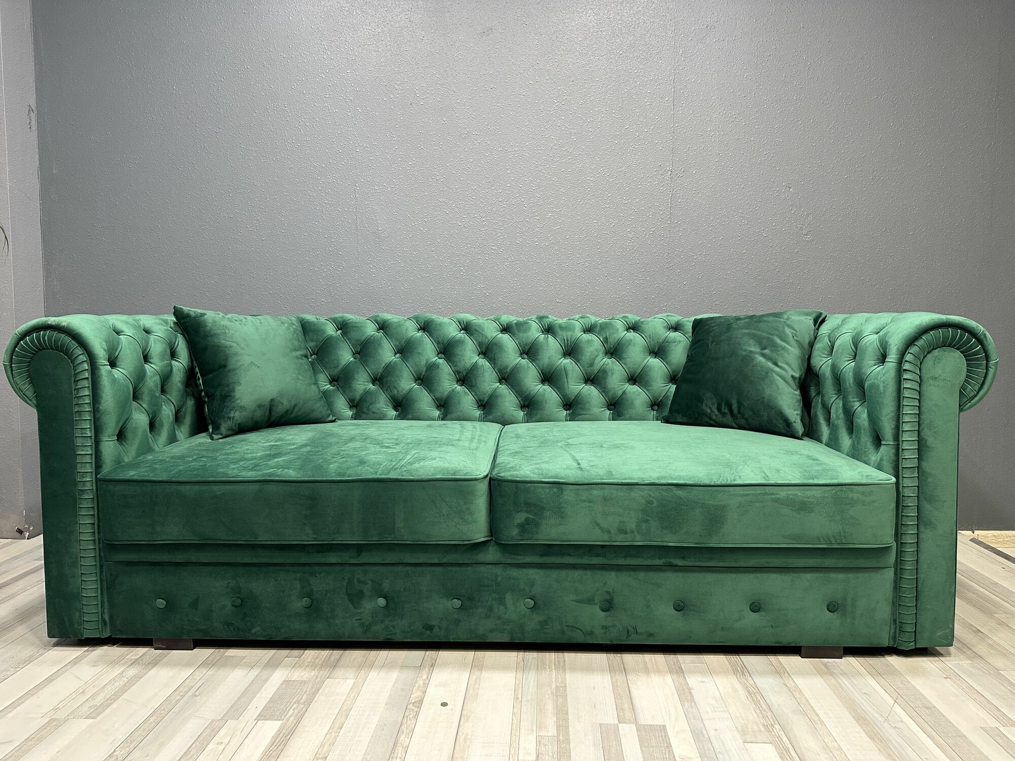 Диван Честер с механизмом раскладывания - Пума 240/105/84 см