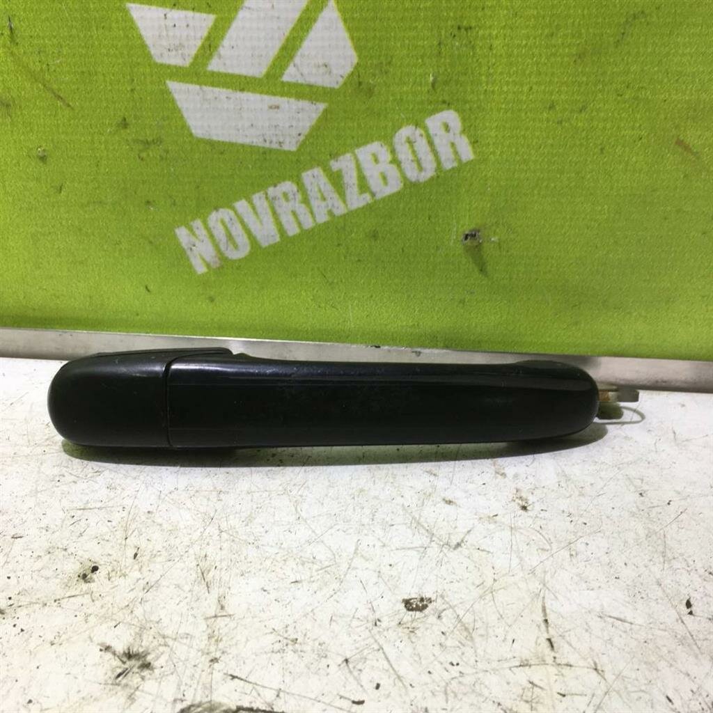 Ручка двери задней наружная правая VW Polo 94-99