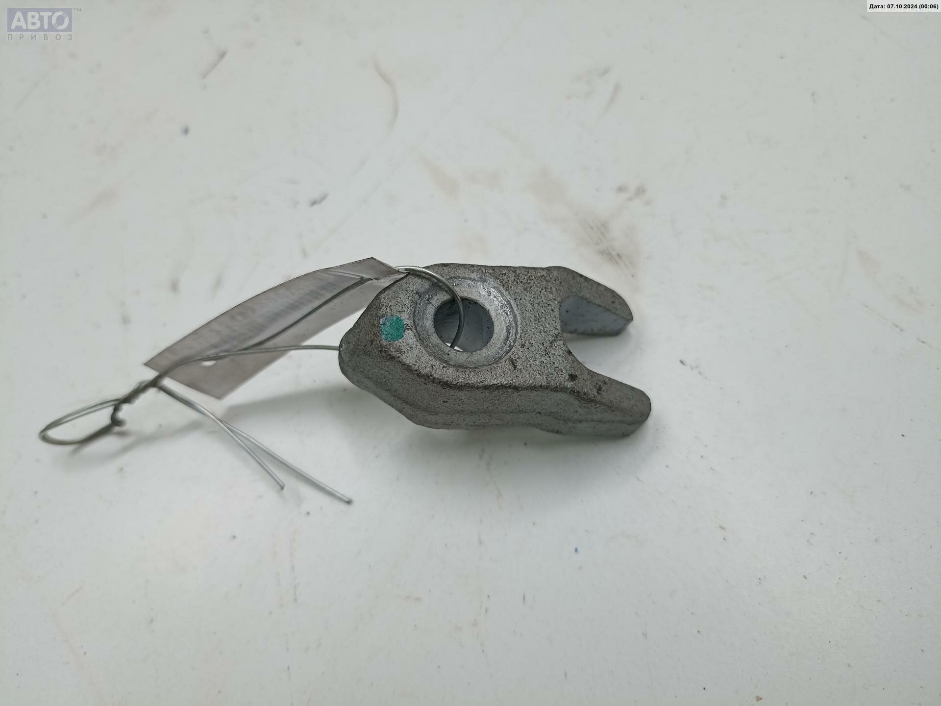 Скоба (кронштейн) крепления форсунки Opel Antara (2006-2015)