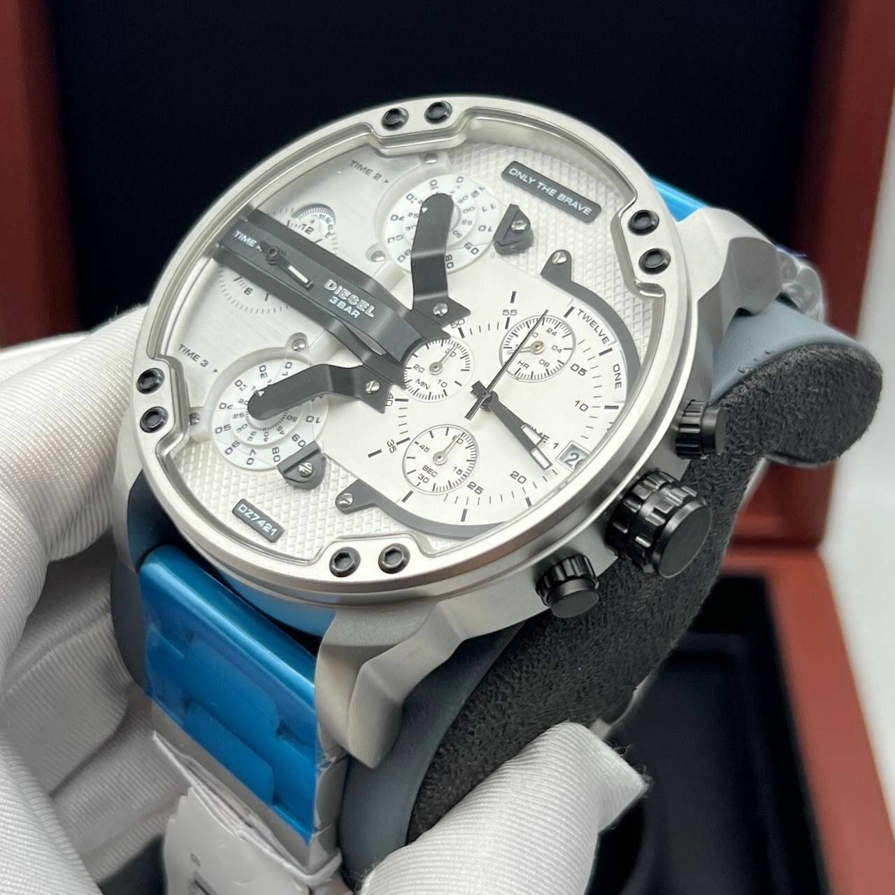 Наручные часы