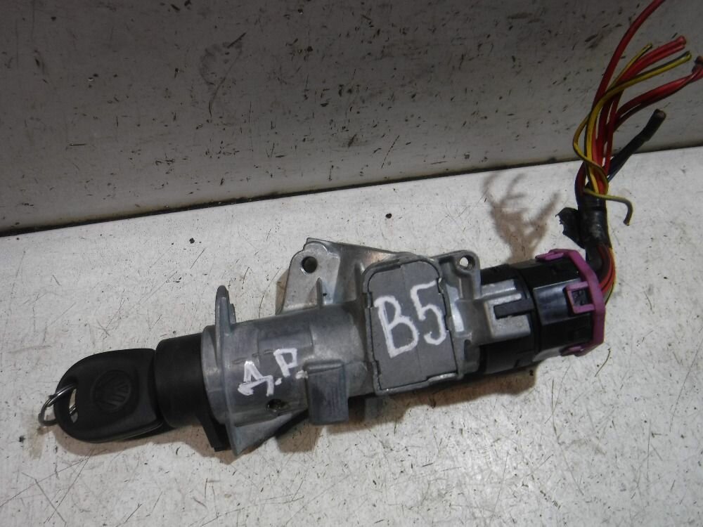 Замок зажигания VW Passat B5