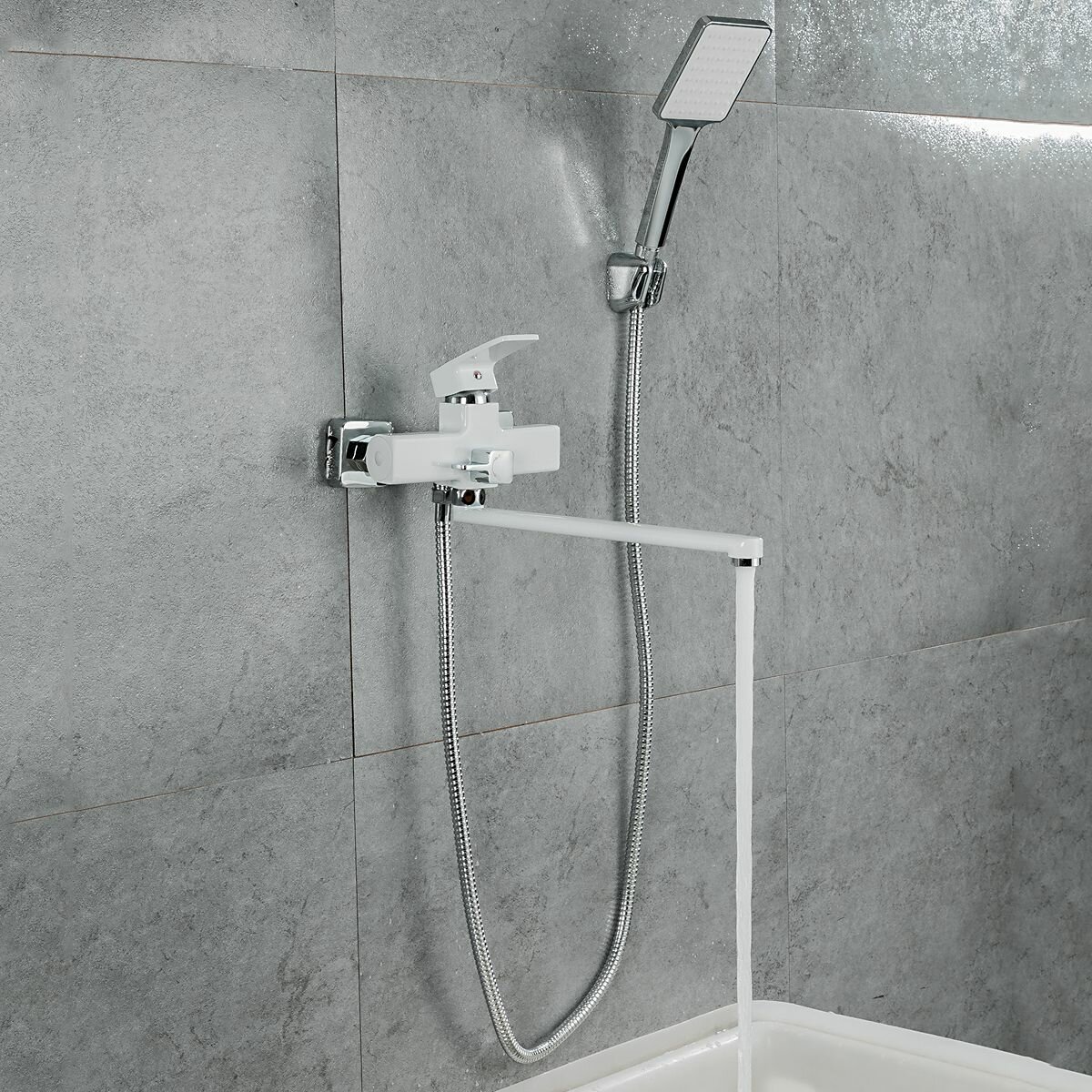 Смеситель для ванны с длинным изливом и душем Frud R22153