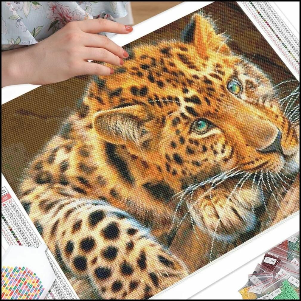 Алмазная живопись 30x40 без подрамника круговой стразы мозаика "животные леопард"АБ бриллианты"