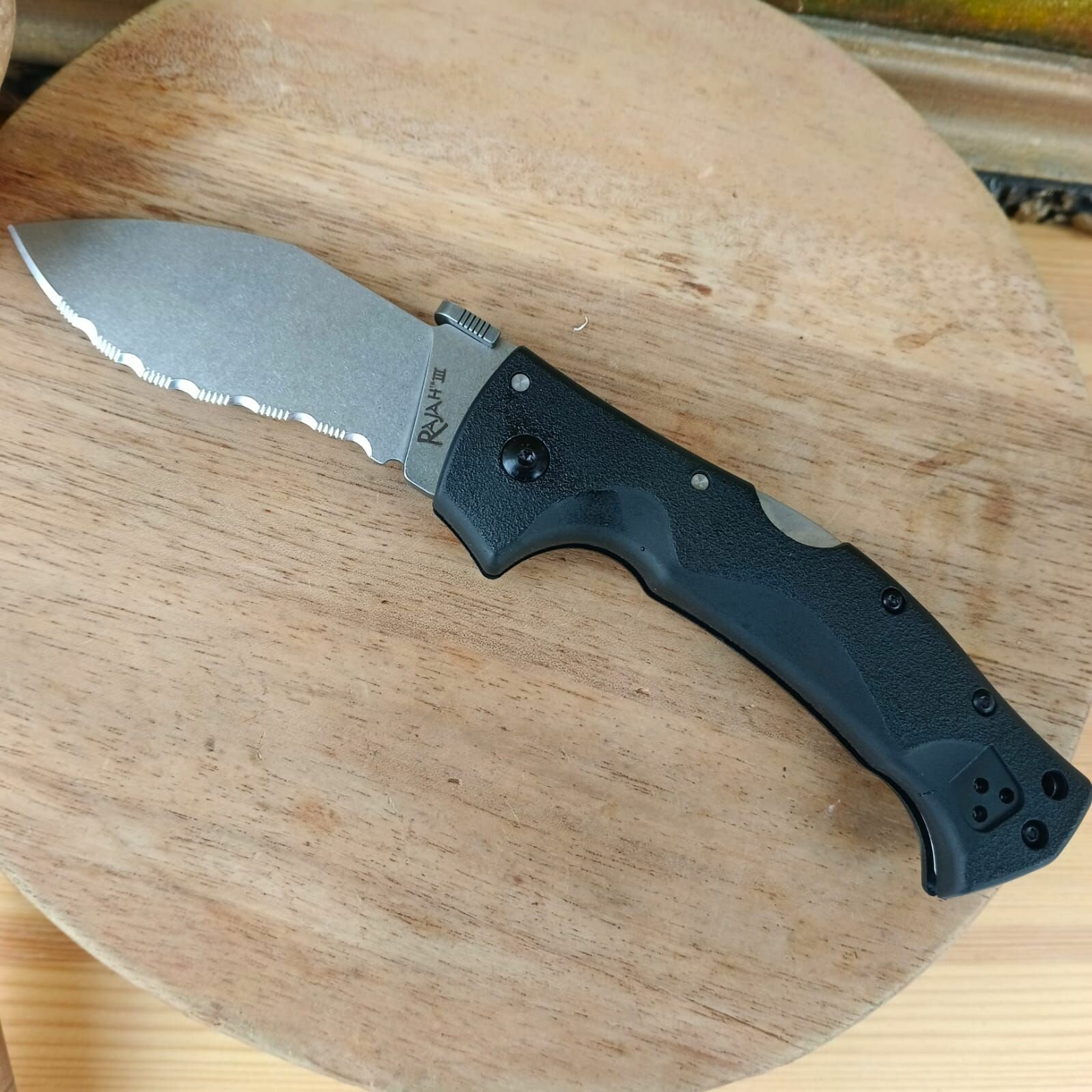 Складной нож Мод. RAJAH III