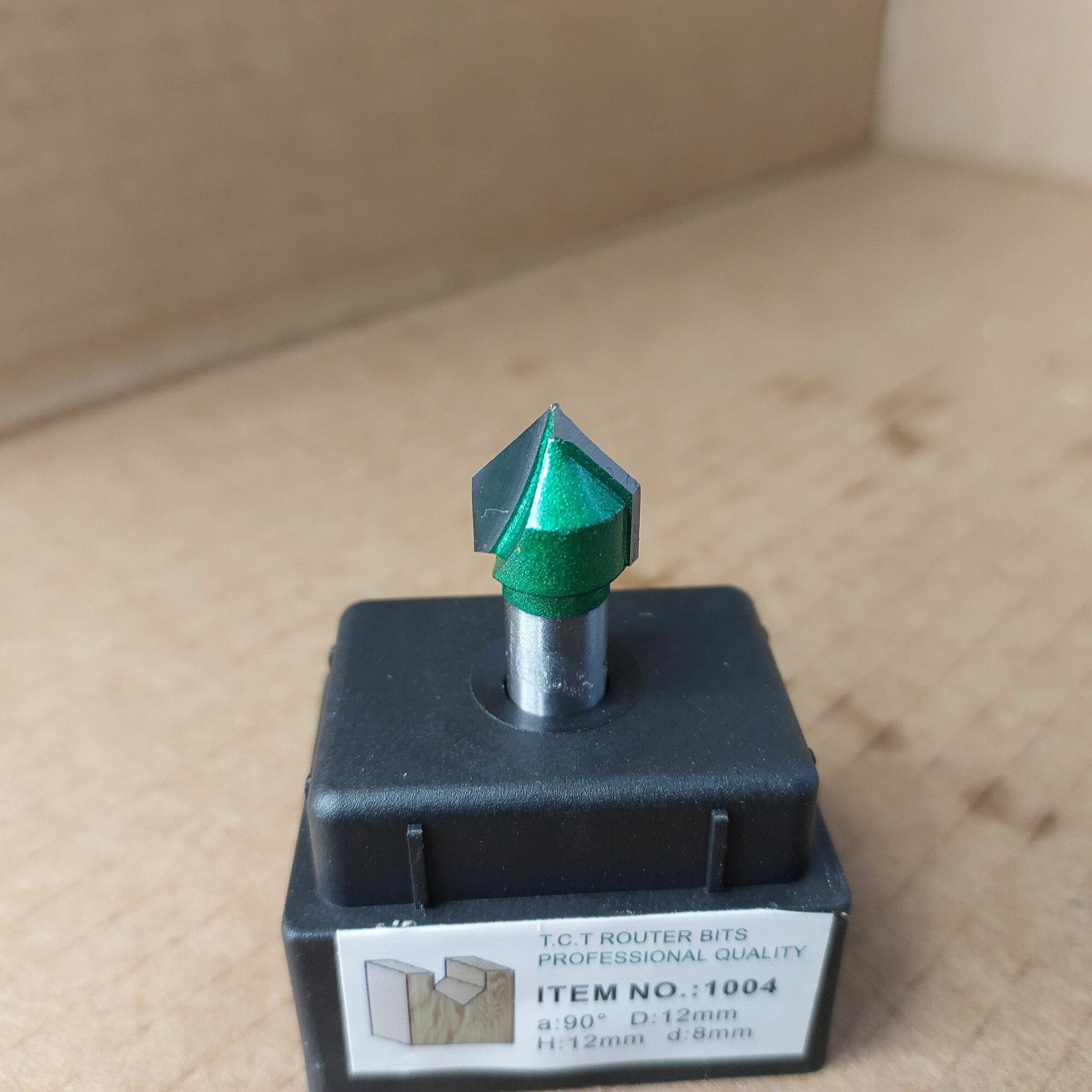 Фреза V образная 90 градусов Алмаз 1004 Пазовая V обр D:12mm I:12mm d:8mm