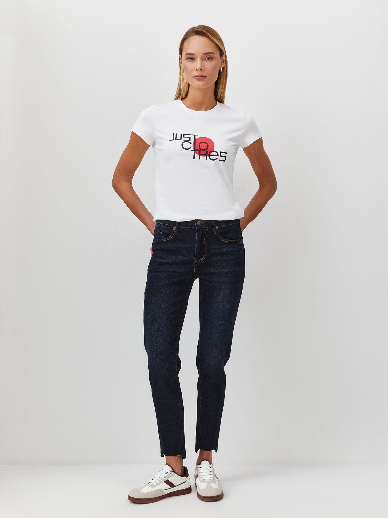 Джинсы скинни 