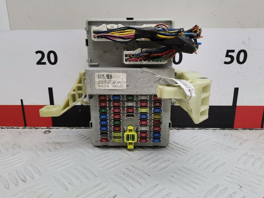 Блок предохранителей Hyundai Sonata 5 919503K040 арт. 516611