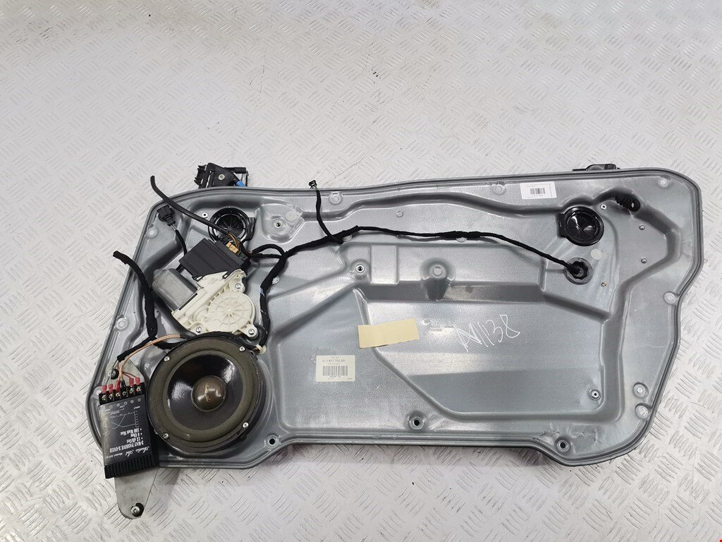 Стеклоподъемник электрический двери передней правой Seat Ibiza 3 6L3837462 арт. 1711152
