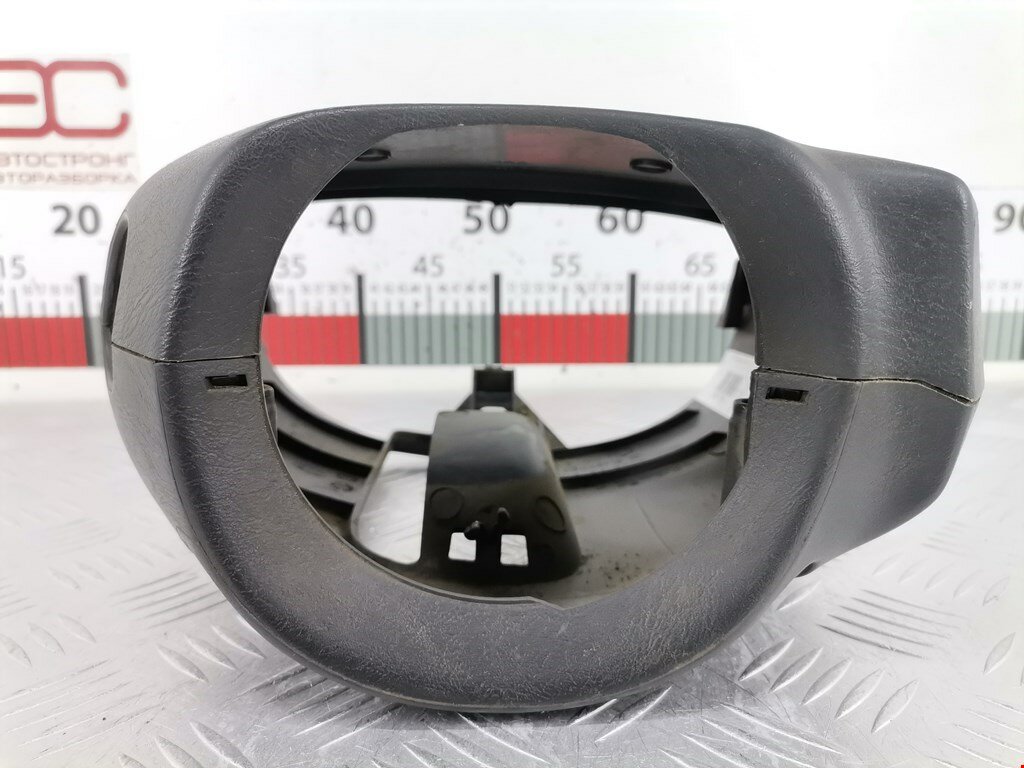 Кожух рулевой колонки Renault Trafic 2 8200139434 арт. 1521756