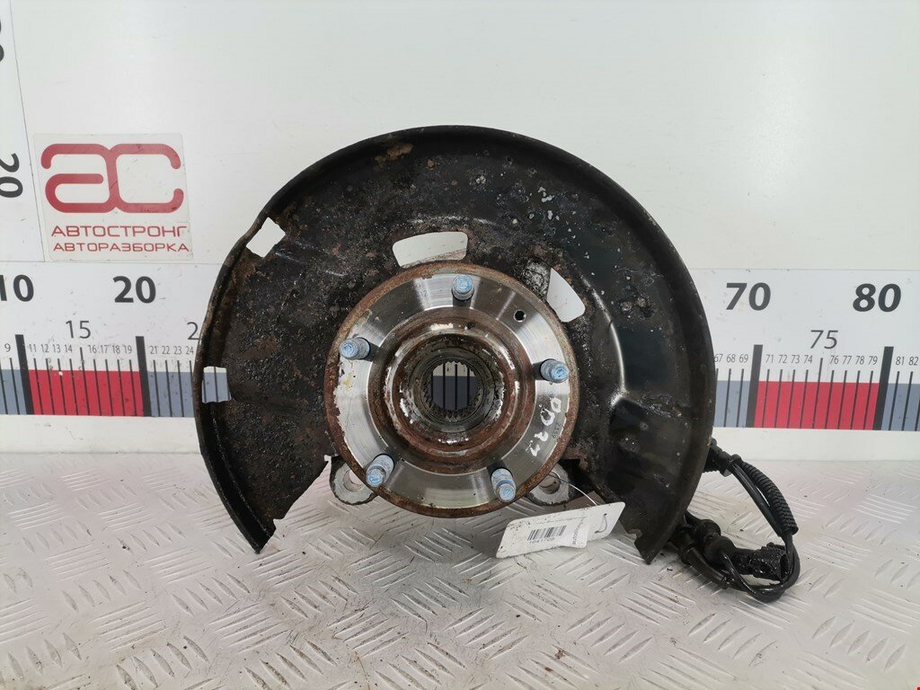 Ступица (кулак цапфа) передняя правая Chevrolet Cruze 2 (J300) 13583479 арт. 1641708