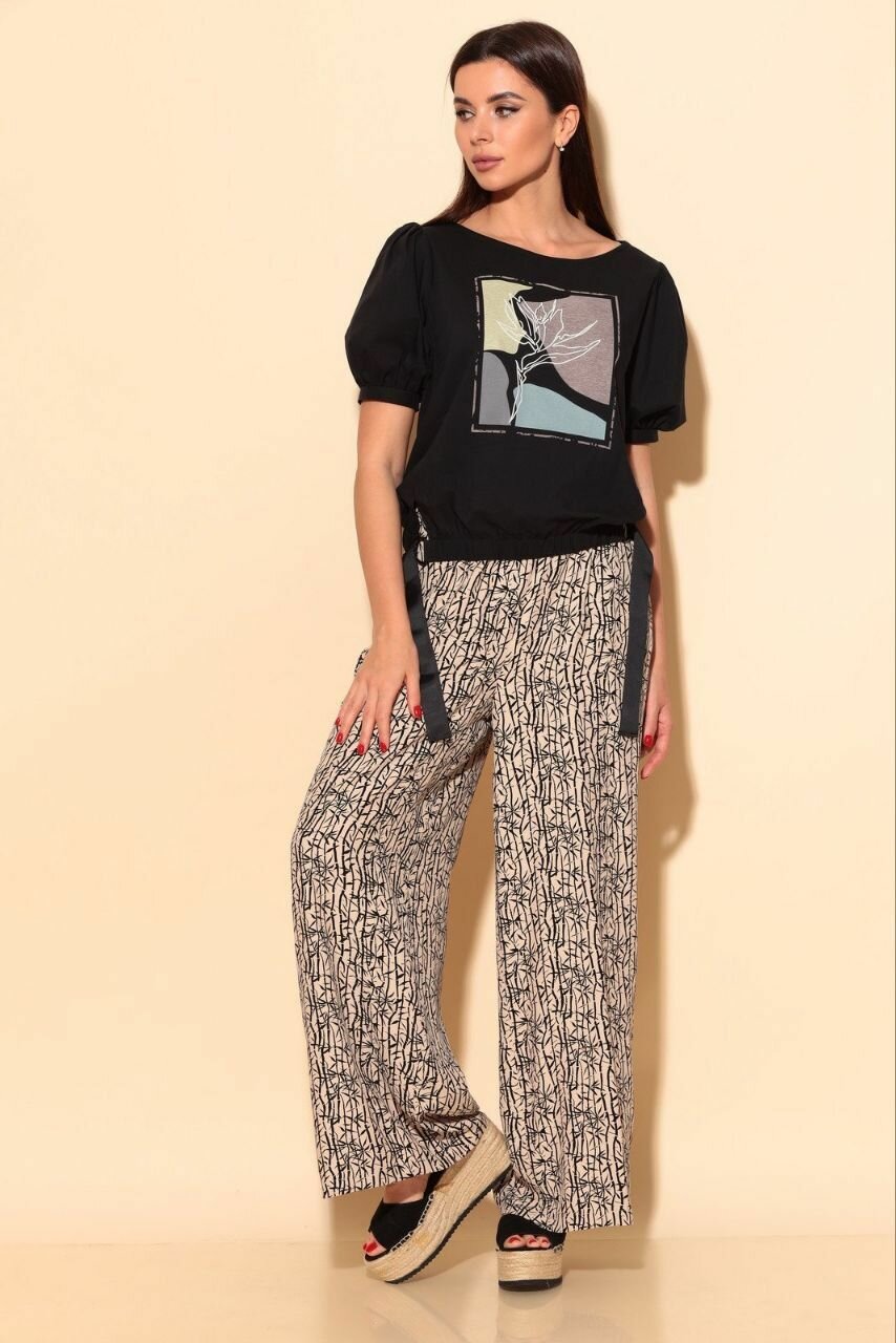 Комплект одежды