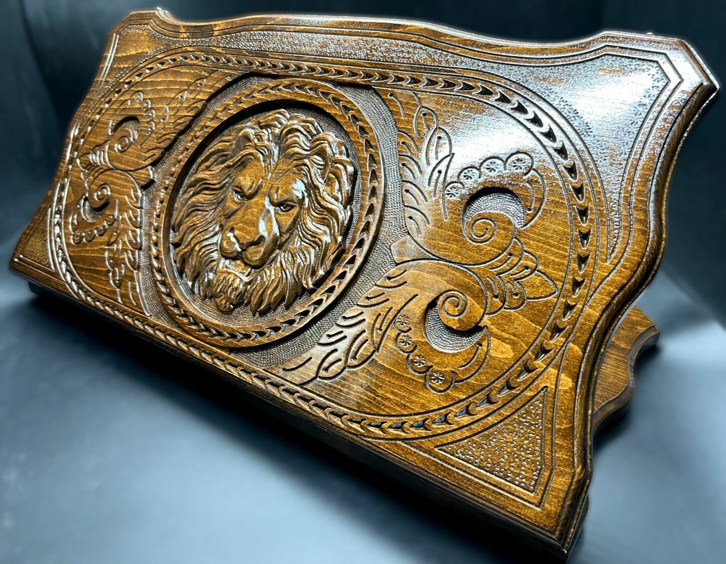 Нарды деревянные резные "Царь Лев", большие 60см