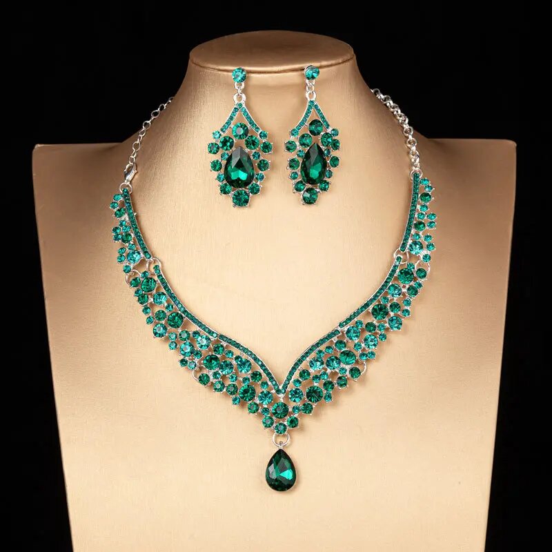 Комплект бижутерии