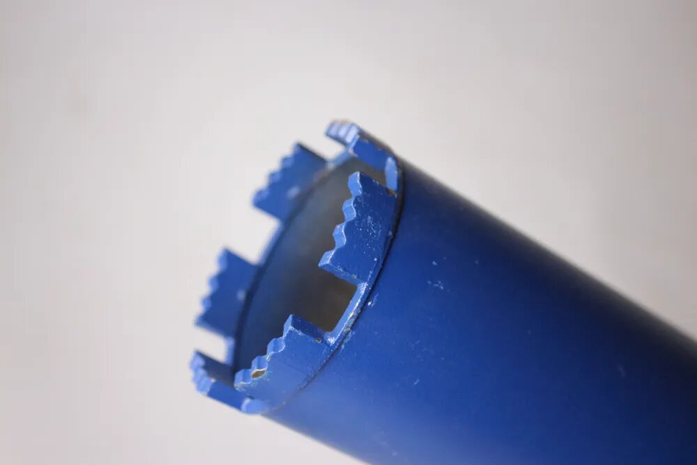 Алмазная коронка для мокрого сверления по бетону 32мм Профессиональная алмазная коронка по бетону.