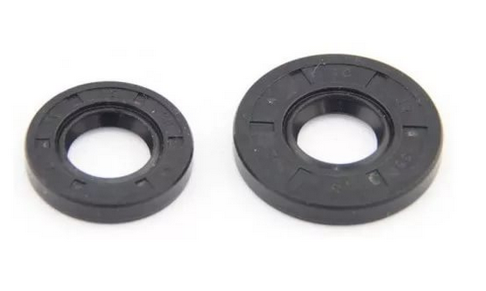 Сальники коленвала для бензопилы 45, 52 в комплекте (2 вида)