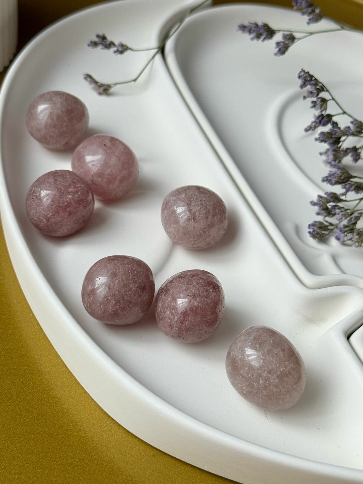 Галтовка из камня Клубничный кварц (Клубничный кварц, Бразилия, Гладкий, 2-3 см)