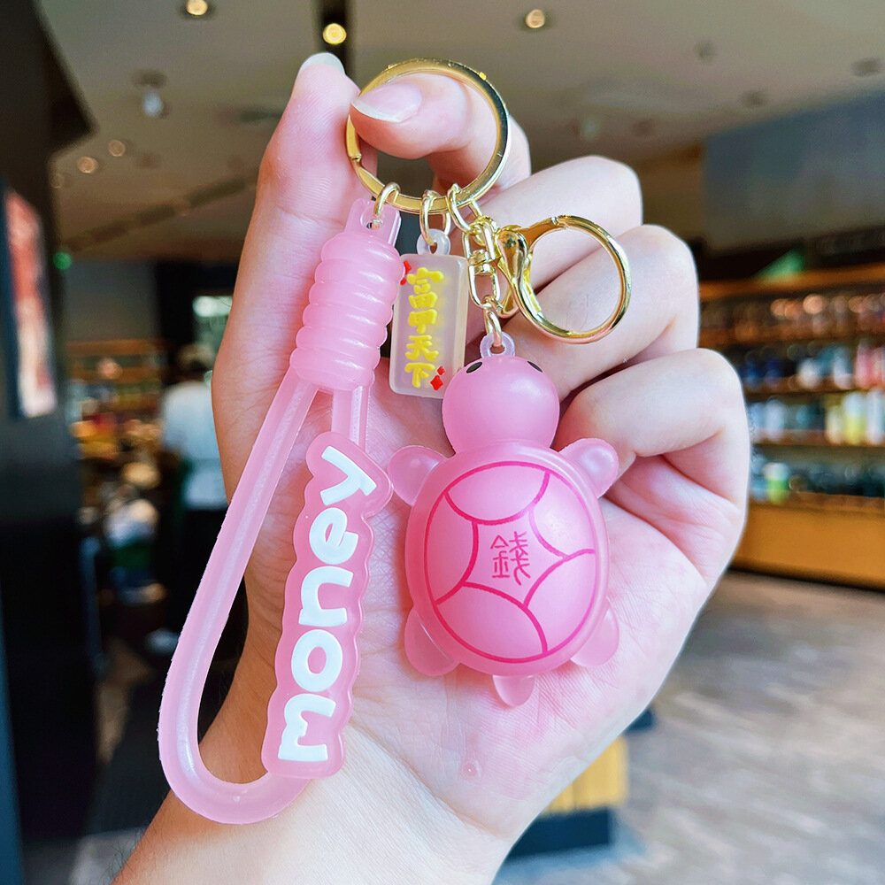 Брелок в виде светящейся в темноте черепашки, черепашка в непрозрачном пакетике, подвеска для сумки на машину, розовый светящийся в темноте кулон в виде черепашки