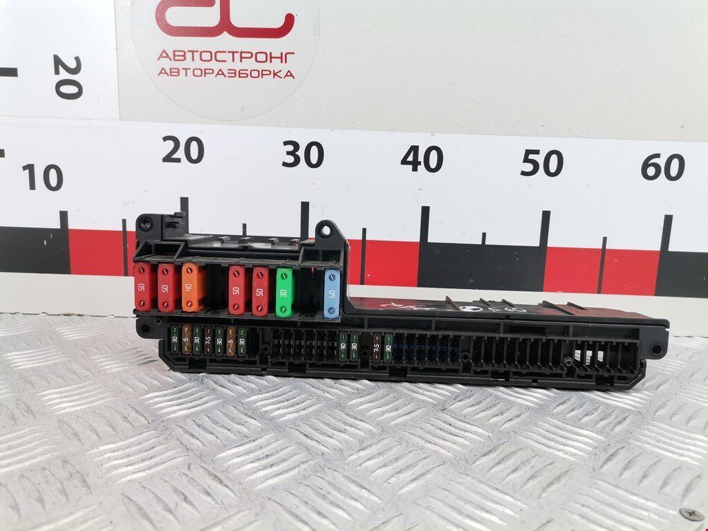 Блок предохранителей BMW 5-Series (E60/E61) 61146932452 арт. 359404