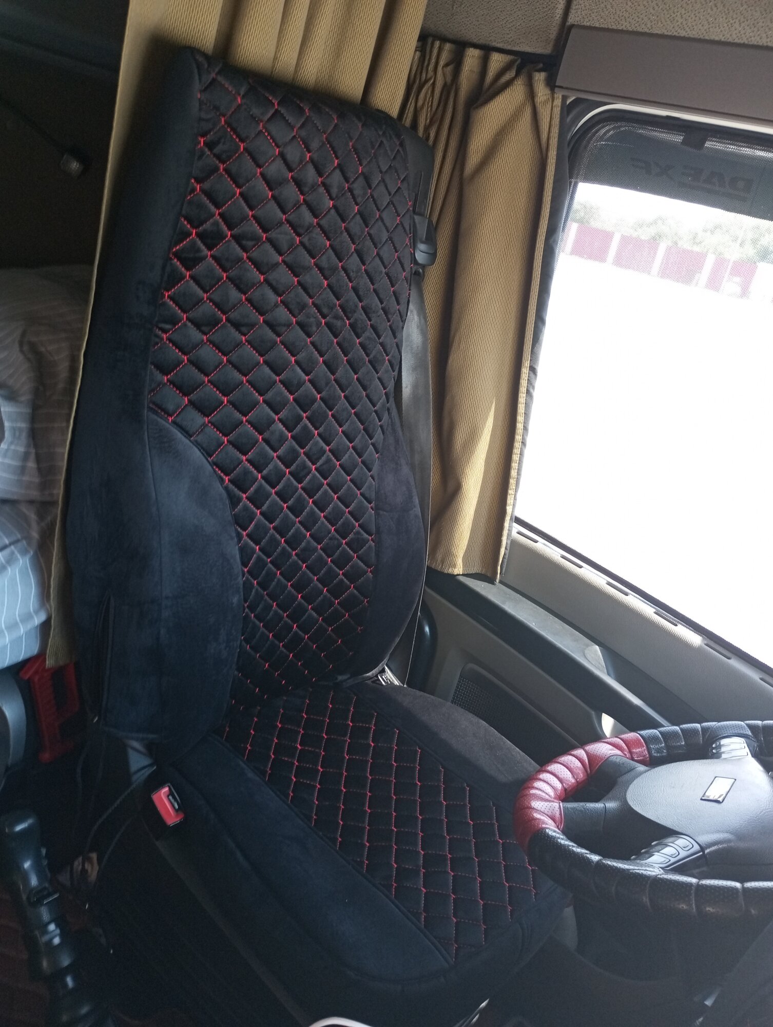 Чехлы для DAF 105\106