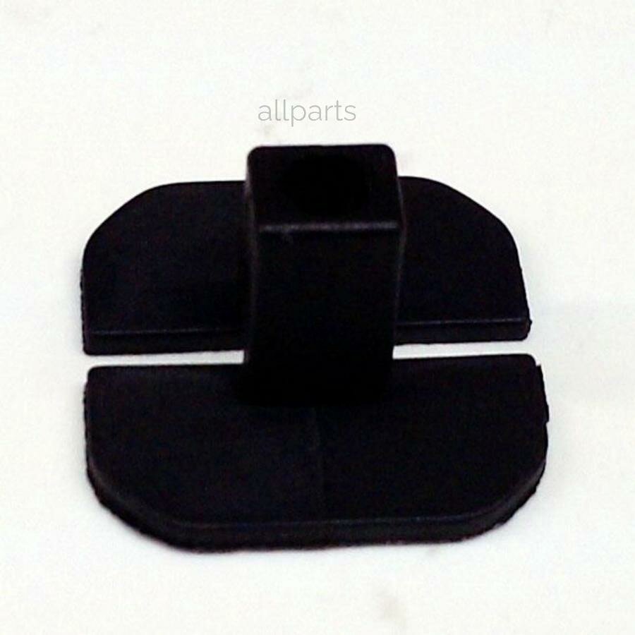 BMW 63 12 8 374 670 Распорная гайка BMW 63 12 8 374 670