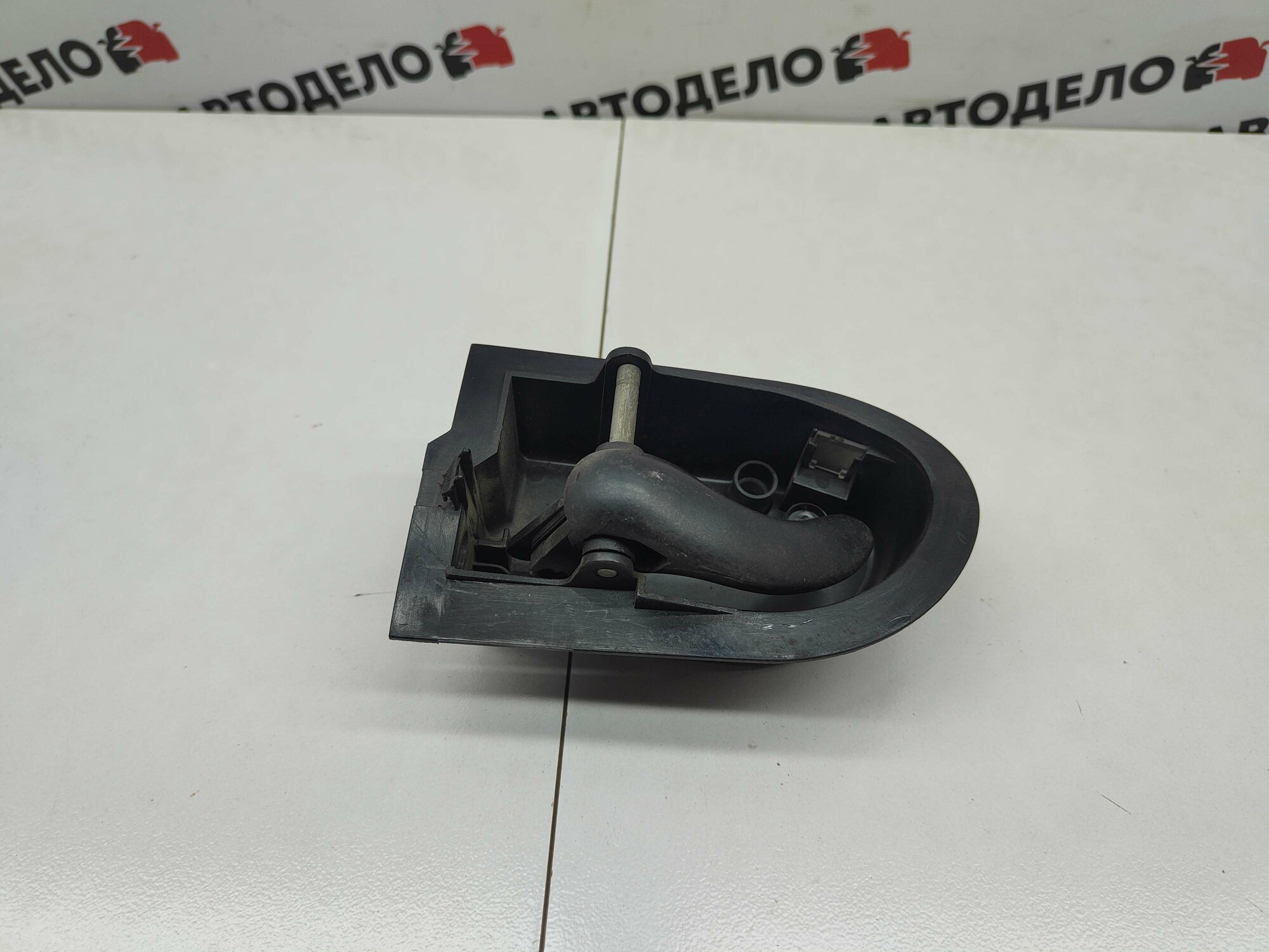 Ручка внутр передняя левая Ford Mondeo 2 (BAP) 96г