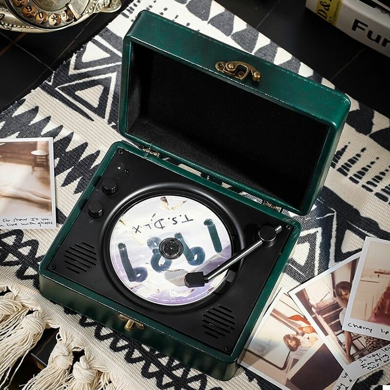 Виниловый проигрыватель