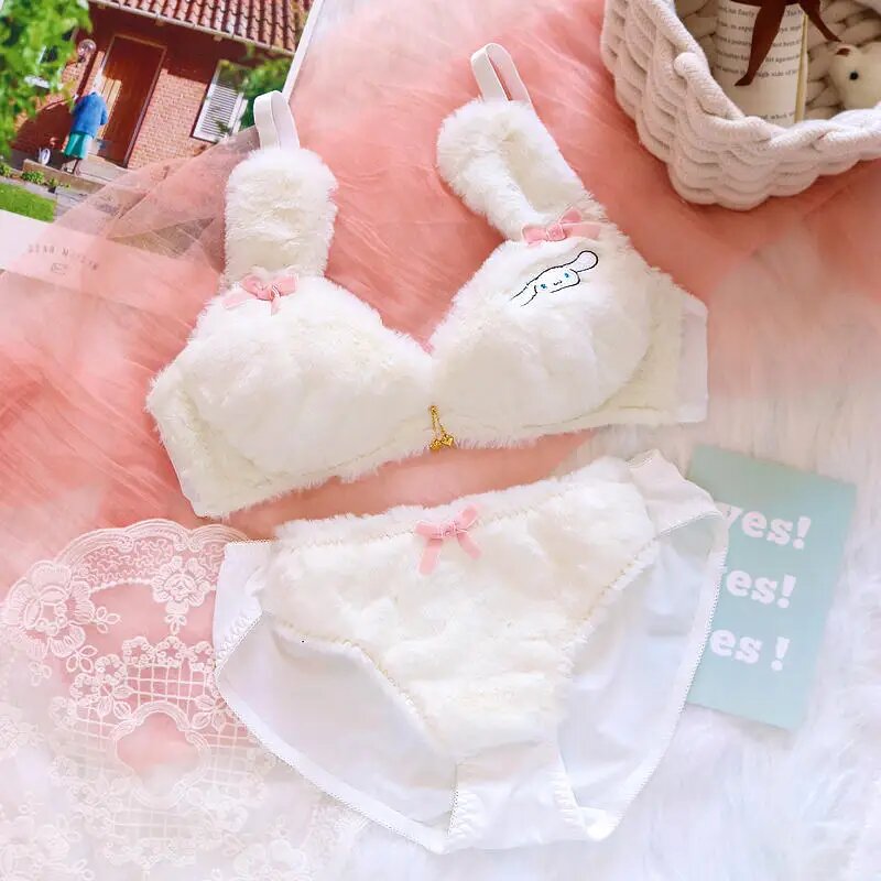 Комплект нижнего белья