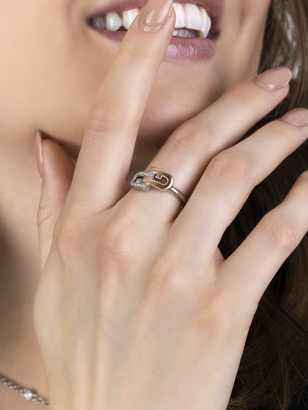 Кольцо, кристалл