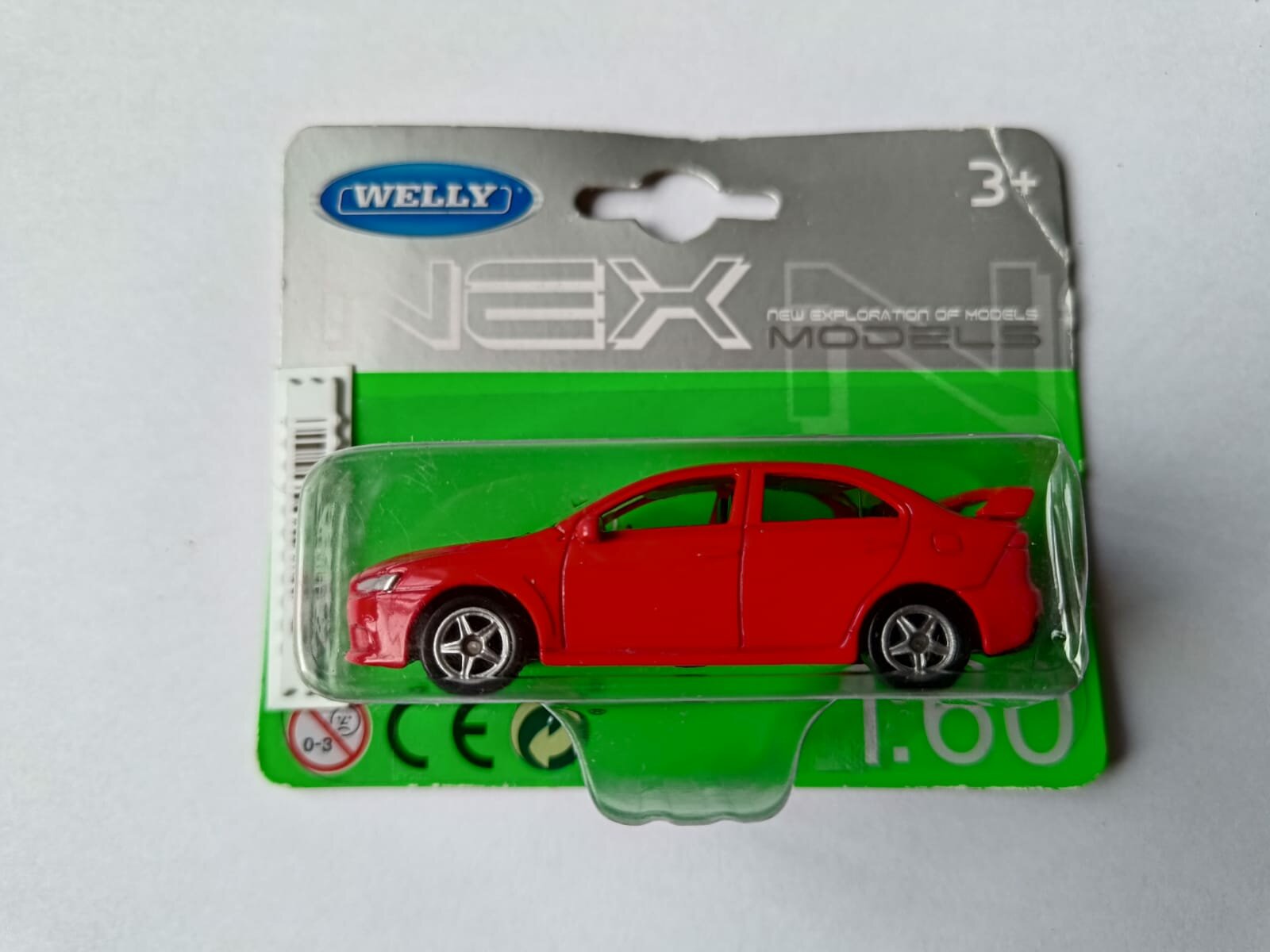 Машинка Welly Mitsubishi 1:60 52020A\B