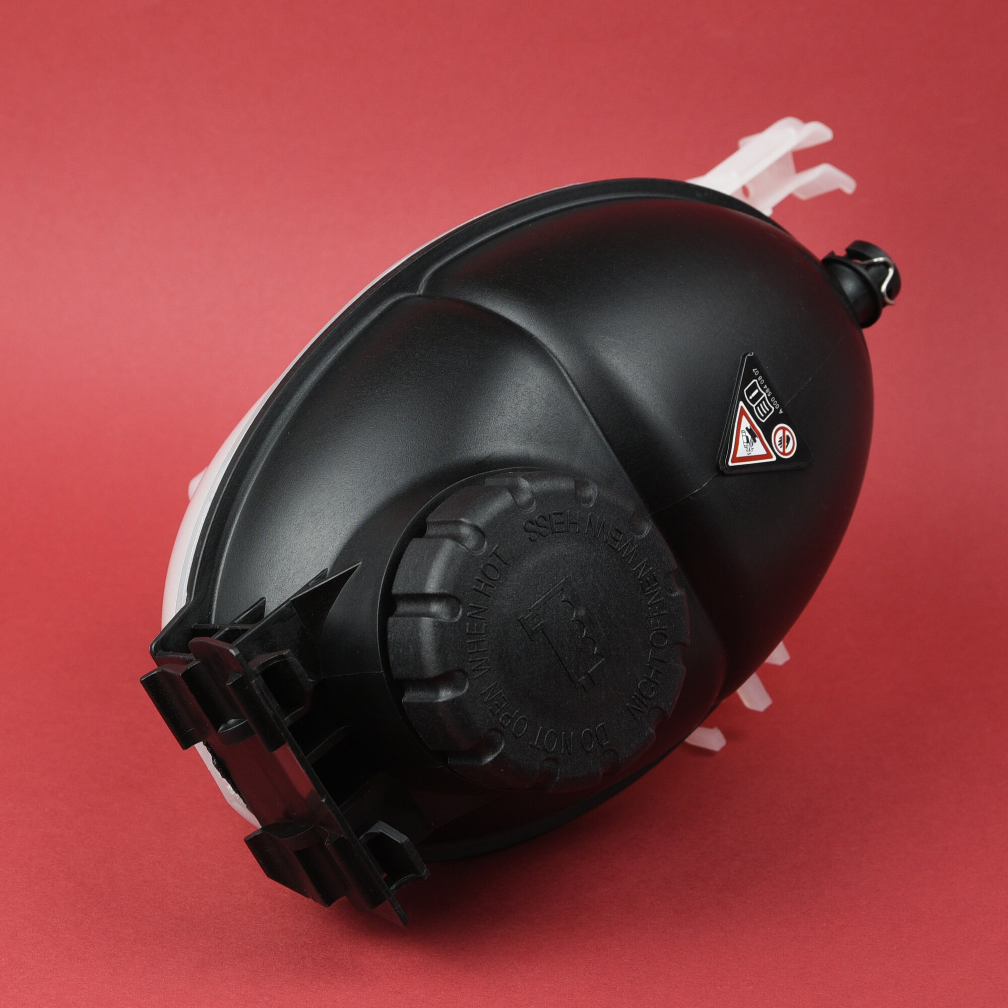 Расширительный бачок с крышкой Mercedes-Benz GLK300/350 (X204)