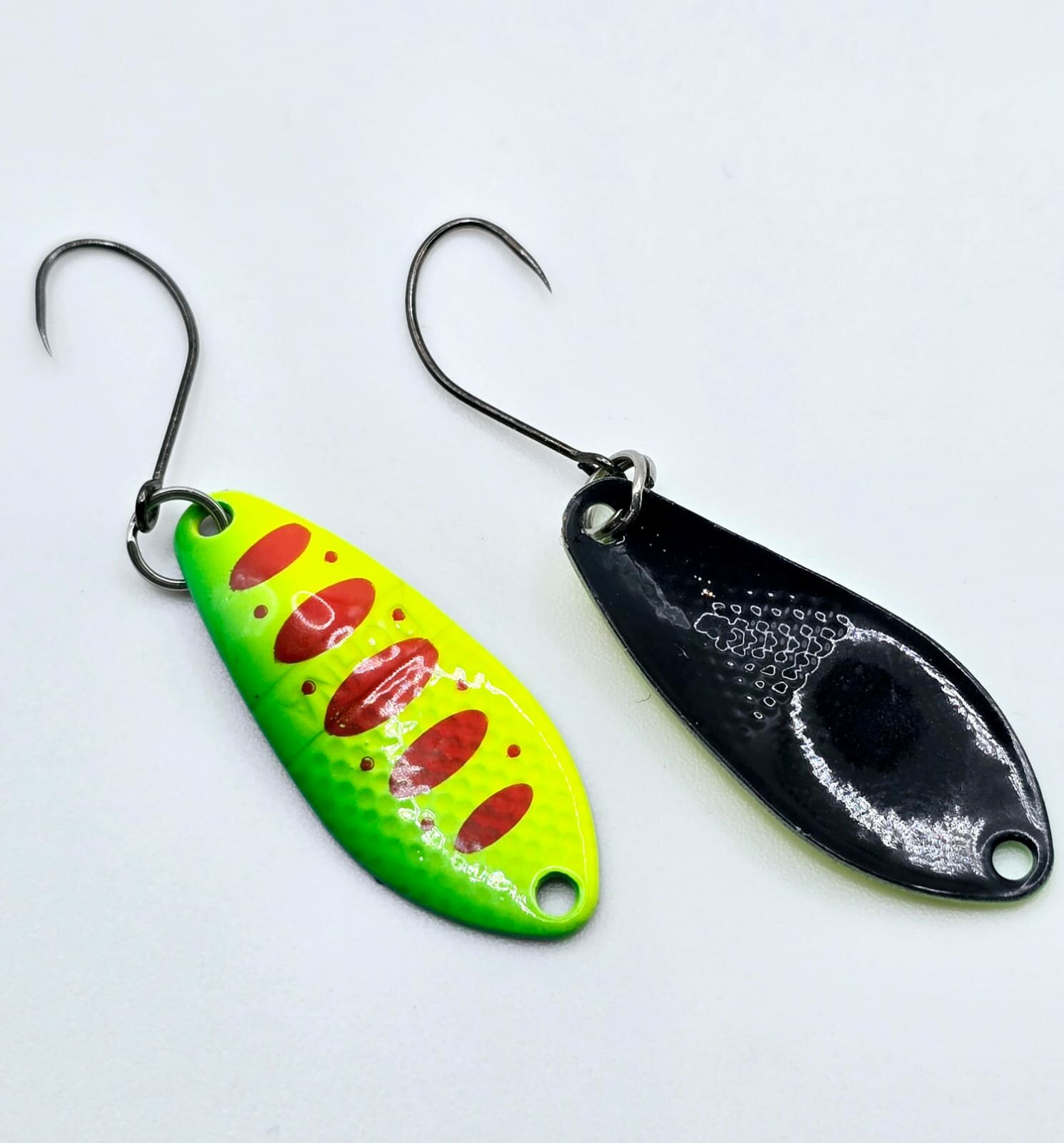 Блесна Antem "Dohna" вес 3гр, цвет #060, крючок с бородкой, для ловли форели