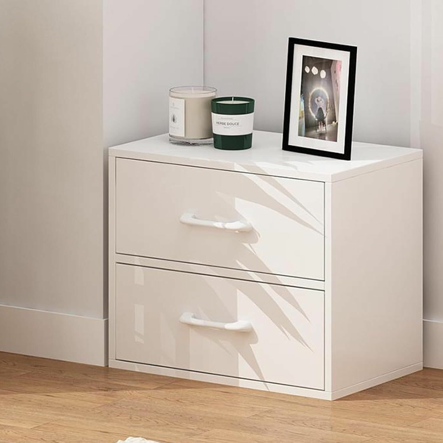 Тумба прикроватная