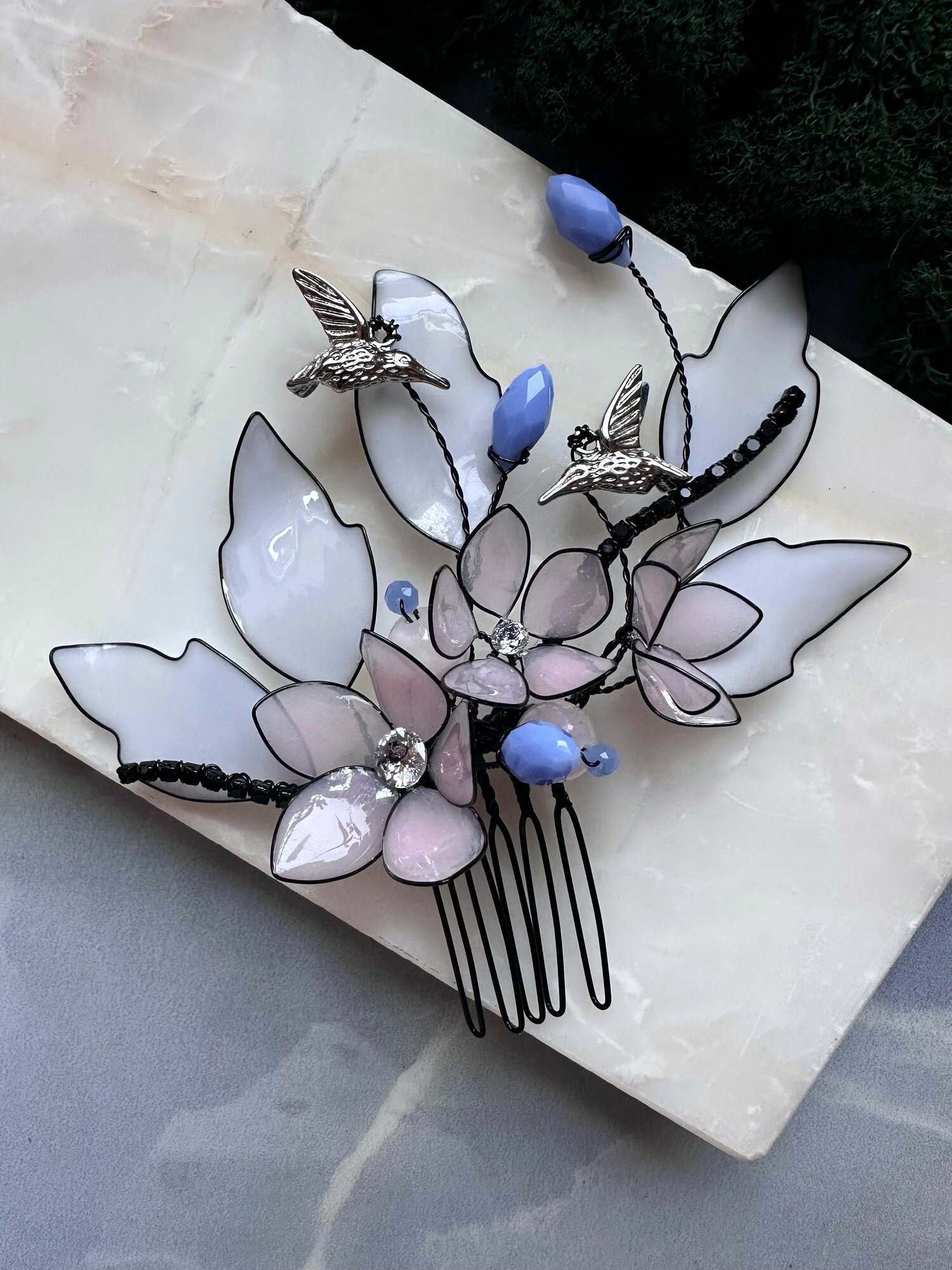 Гребень танец колибри