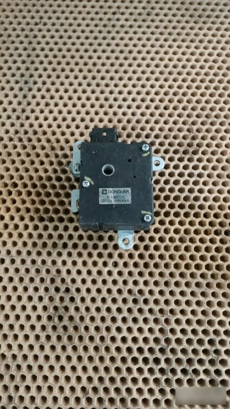 Моторчик заслонки отопителя печки Kia Spectra SD Б/У с пробегом