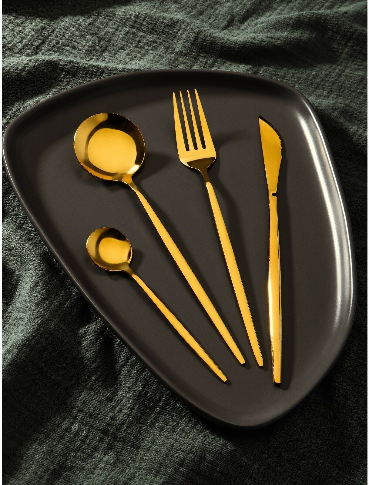 Набор столовых приборов из нержавеющей стали Magistro «Блинк», 4 предмета, цвет золотой
