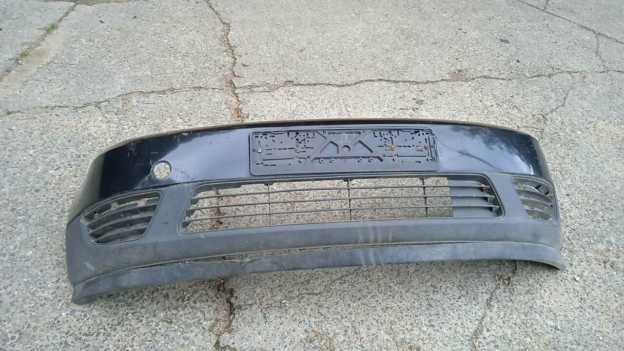 Бампер передний Ford Fiesta 5 2005 2S6117K819A