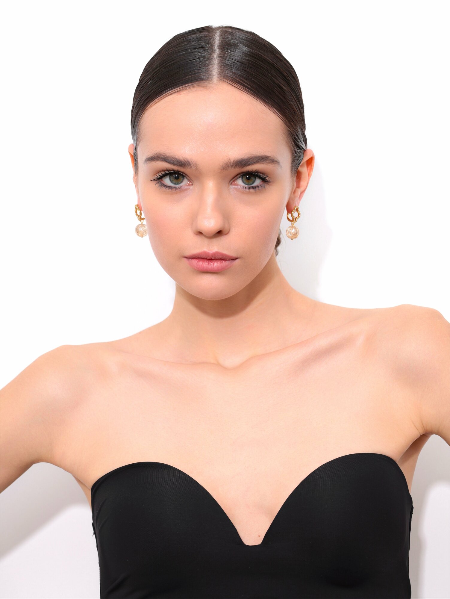 Серьги с подвесками BLV Jewerly, стекло, фианит, золотистый — фото 1