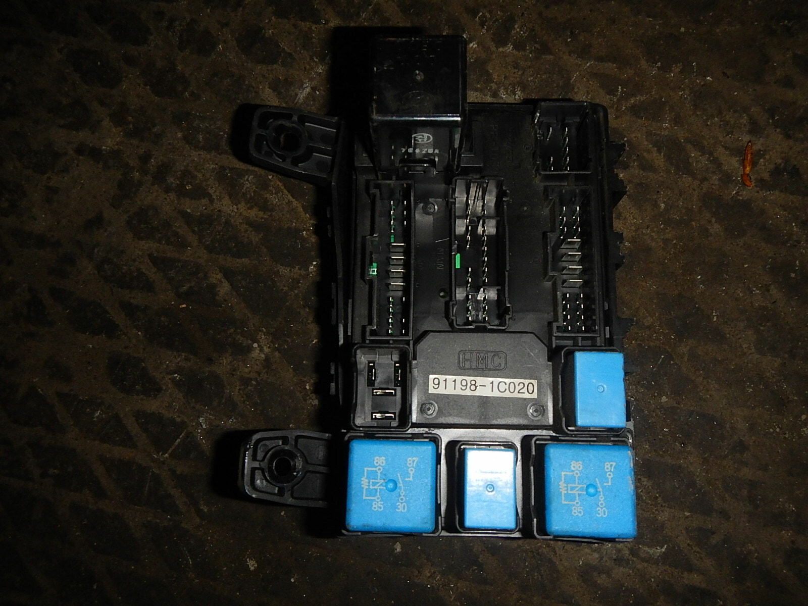 Б/У Блок предохранителей, Hyundai (Хендэ)-GETZ 2 (05-) HYUNDAI GETZ 2 (05-11) Без видимых повреждений. 190070 Hyundai-KI...