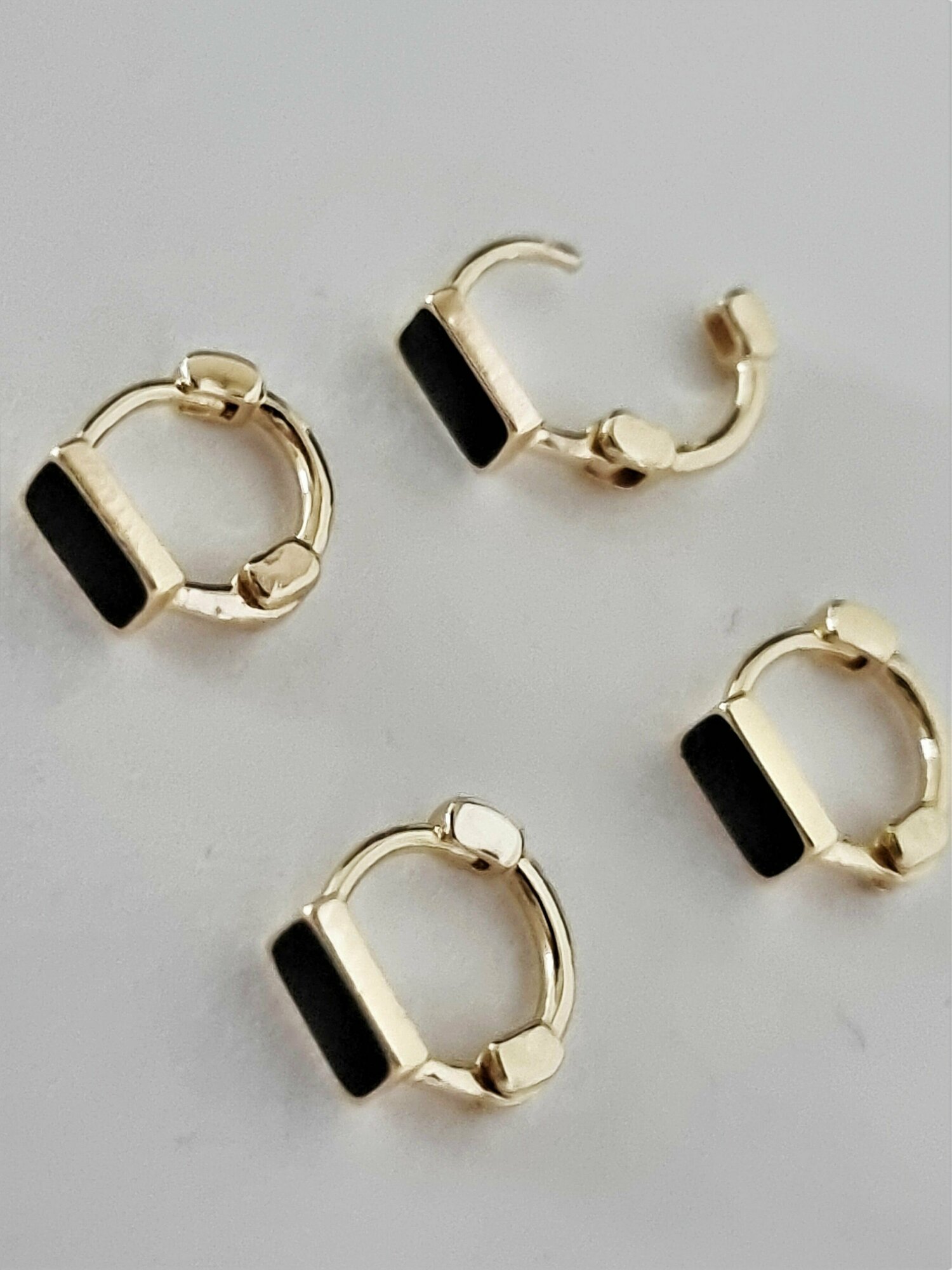 Швензы Конго " Эмаль" Прямоугольники. Золотой родий. 2пары.