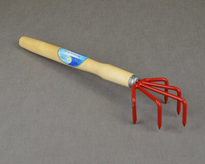 Рыхлитель 5-тизубый с деревянн ручкой Р-5-1