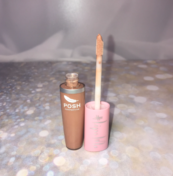 Lips Me #13 Shiny Lip Gloss Baileyes Блеск для губ глянцевый с гиалуроновой кислотой и витаминами с эффектом объема и влажных губ Бэйлис 7 мл