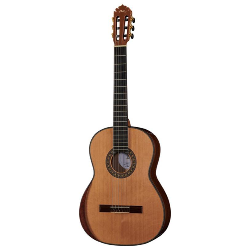 MANUEL RODRIGUEZ E-C гитара классическая 4/4 (кедр/орех массив)